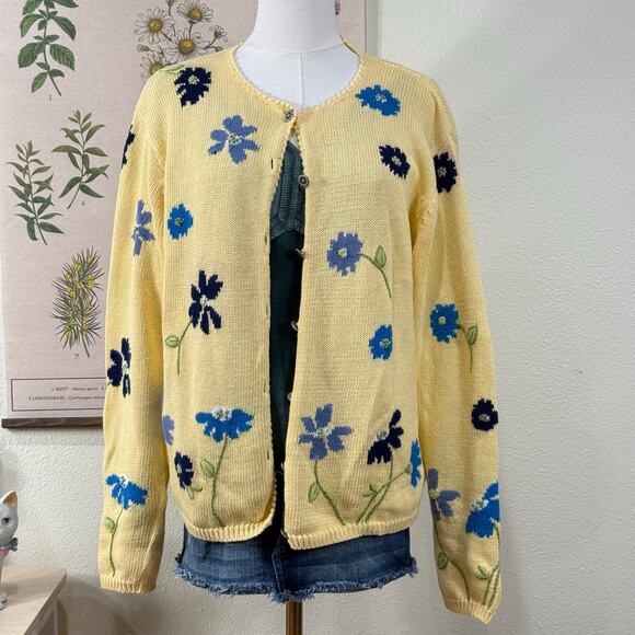 American Vintage | Sweaters | Vintage 9s Butter Yellow Floral Cardigan ...